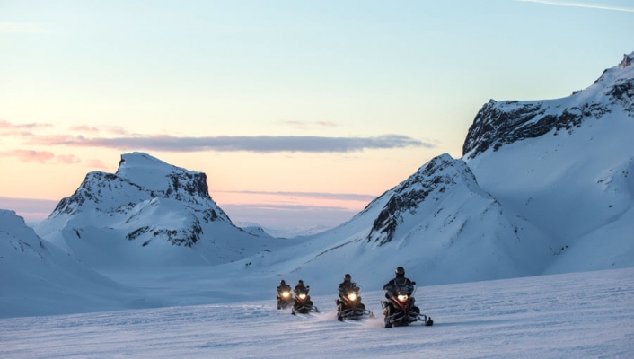 Snowmobile & Ice cave - Ion Adventures